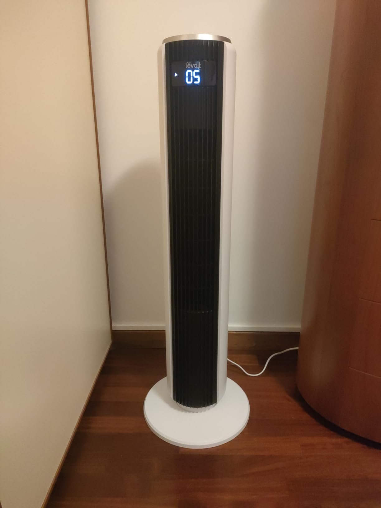Column air conditioner (cooling and heating) 79 € | Spain – Homain Fully